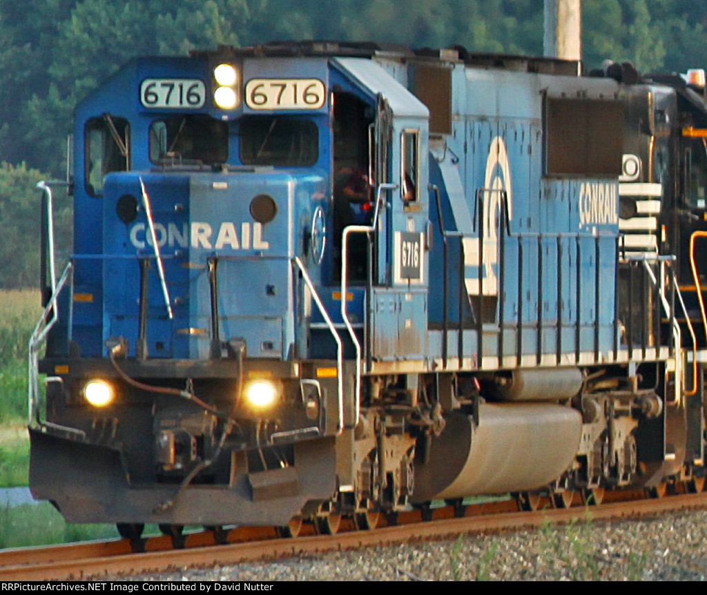 Ex-CR/NS SD60 #6716 lead as NS 13G northbound train